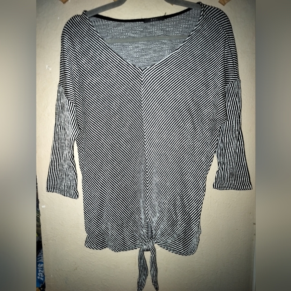 Gyft | Tops | Nwot M Gyft Striped Tie Bottom Blouse | Poshmark